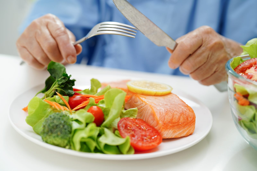 10 Healthy Foods For Men Over 50